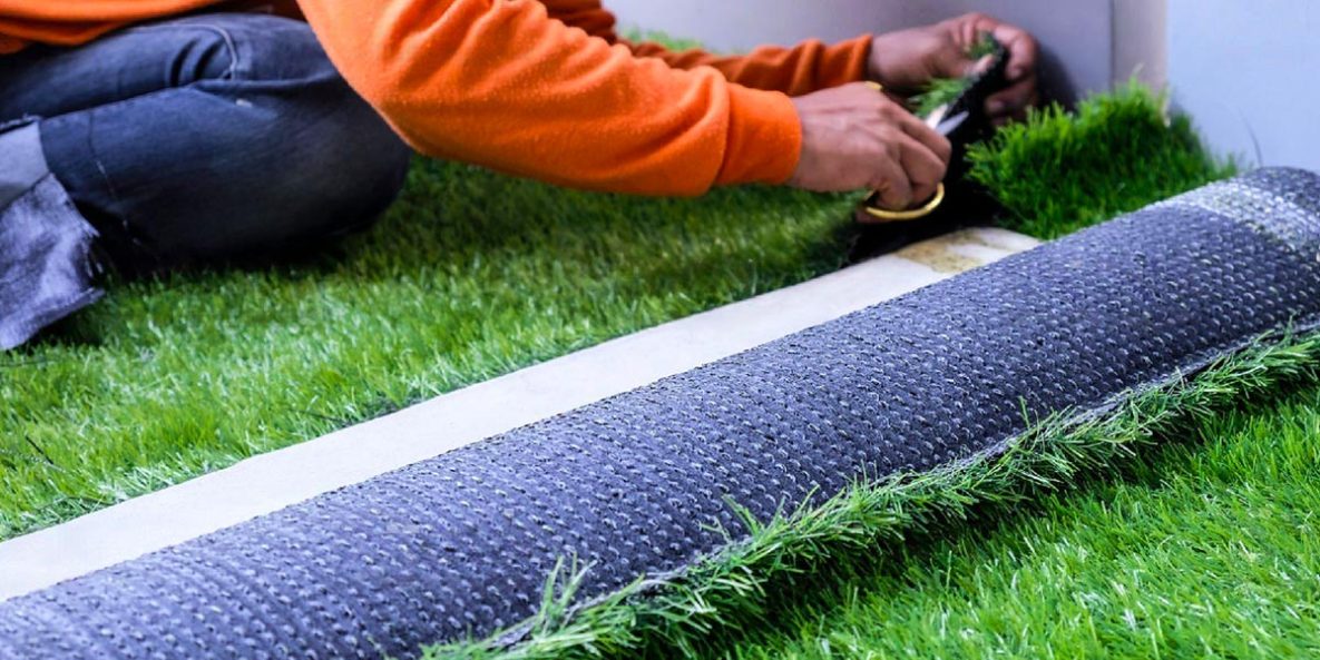 How to Professionally Lay Artificial Turf Rolls